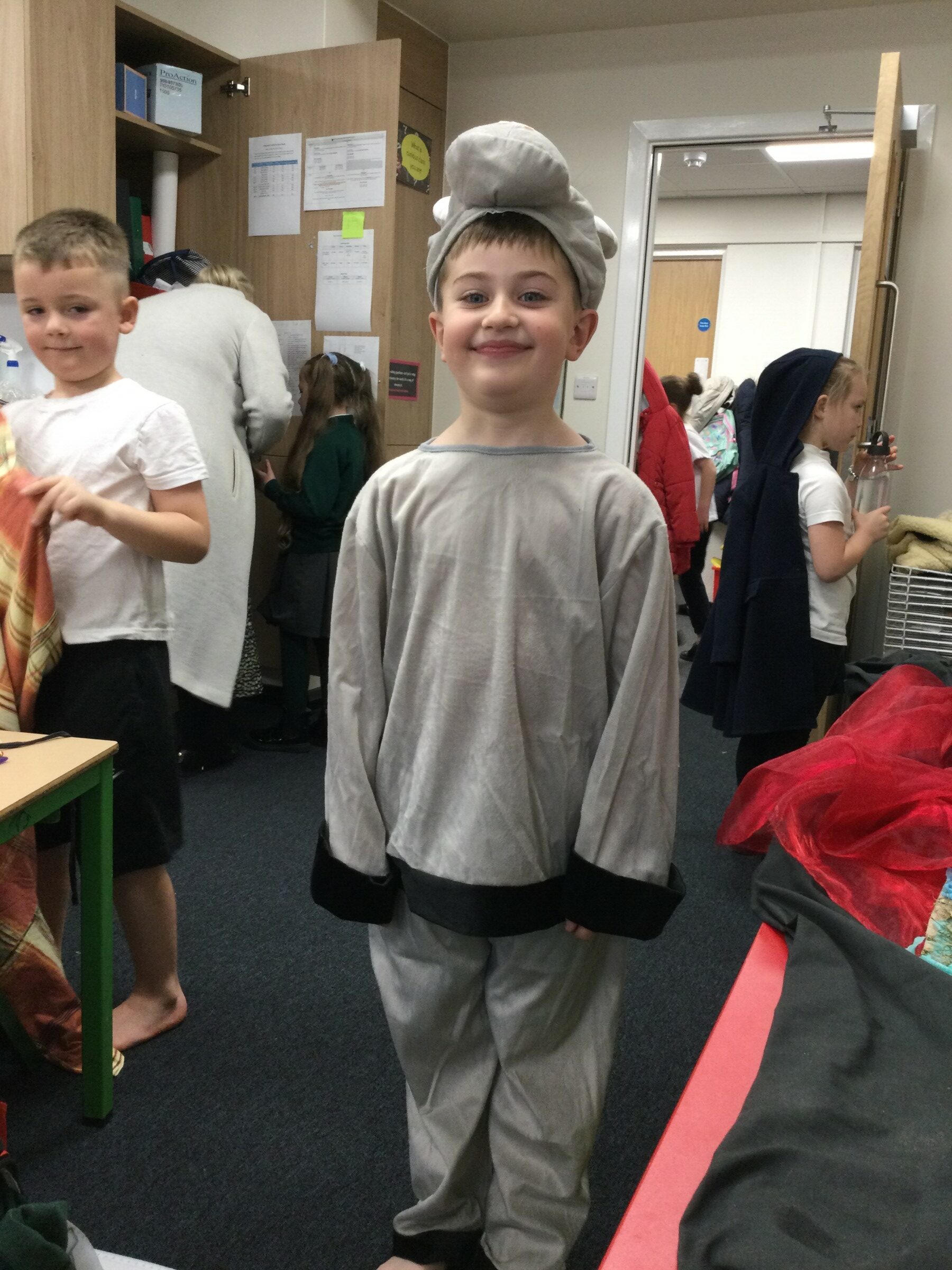 Away In A Manger: A Year Two Production - Blessed Robert Widmerpool ...